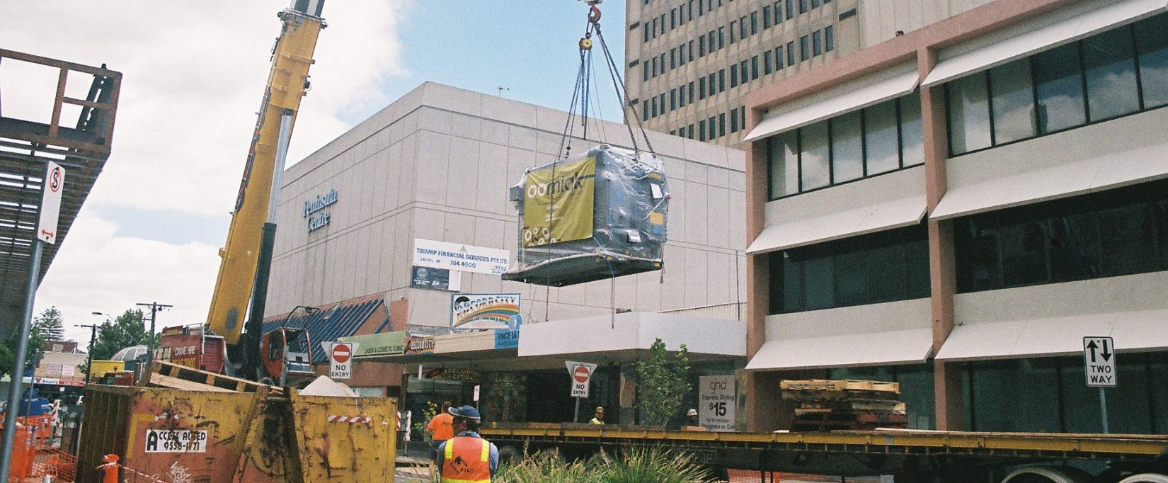Absorption Chiller & Pipework Install - Oomiak - Refrigeration Specialists